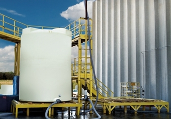 Which Is Really Better: Cross-linked or Linear Polyethylene Tanks?